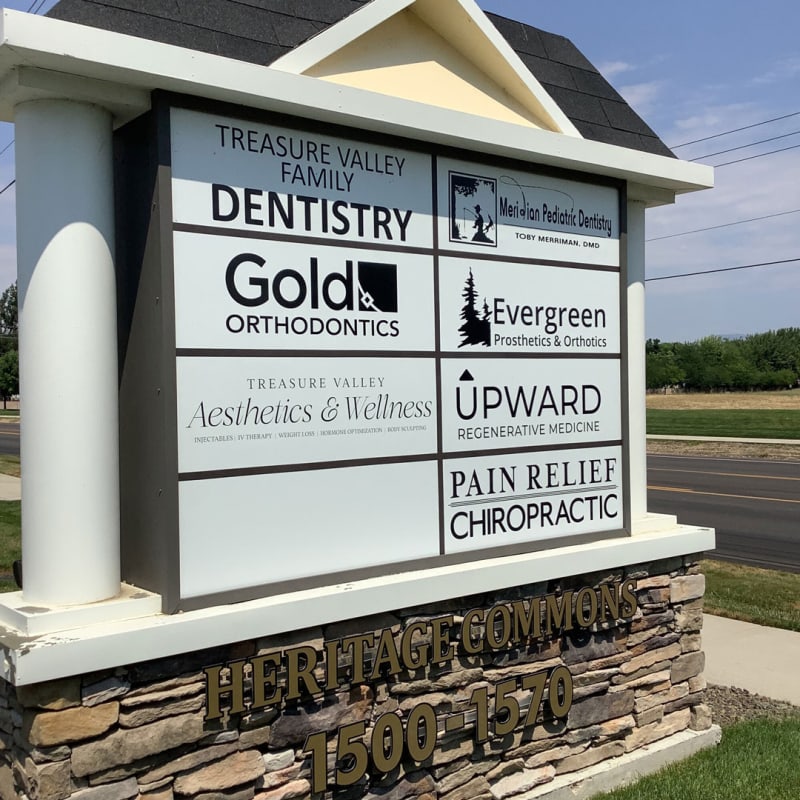 Peel and Stick Vinyl Lettering | Woodland Manufacturing