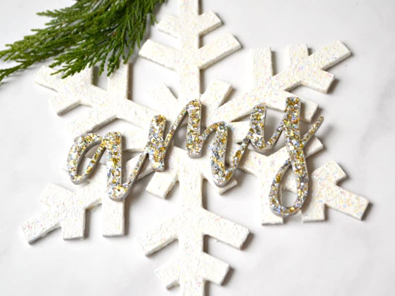 Snowflake Name Kit - Custom Holiday Decor | Craftcuts.com