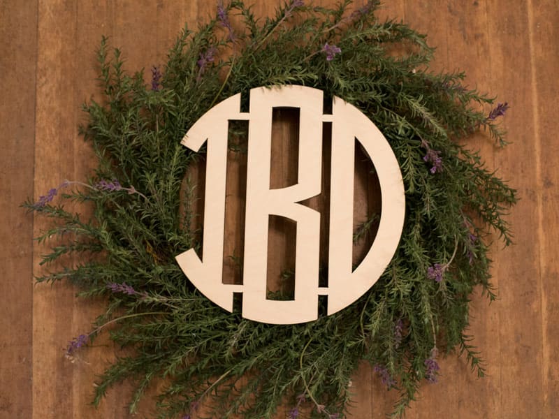Customized Wood Circle Monogram | Craftcuts.com