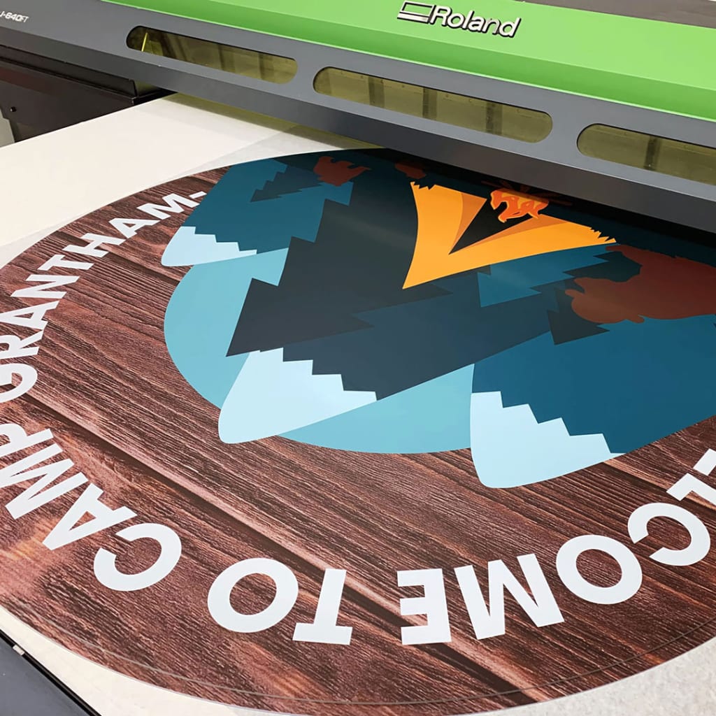 Custom Vinyl Signs - Affordable & Low Profile Perfect Signs | Woodland ...