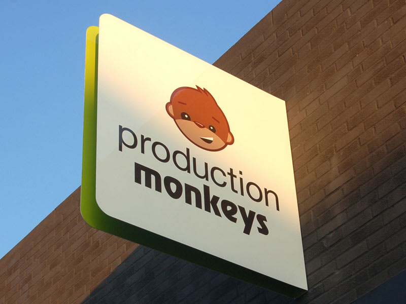 Custom Vinyl Signs - Affordable & Low Profile Perfect Signs | Woodland ...