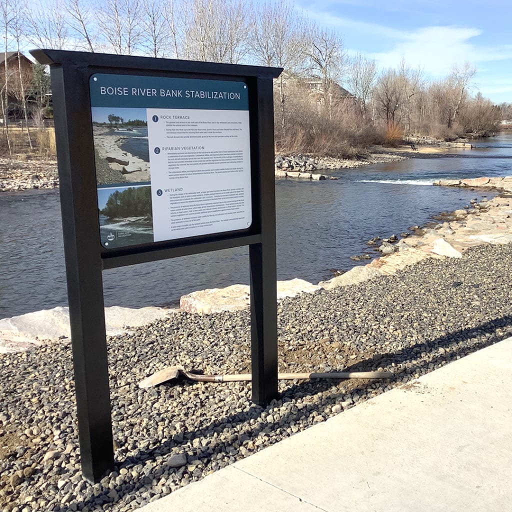 Custom Reflective Metal Signs | Woodland Mfg