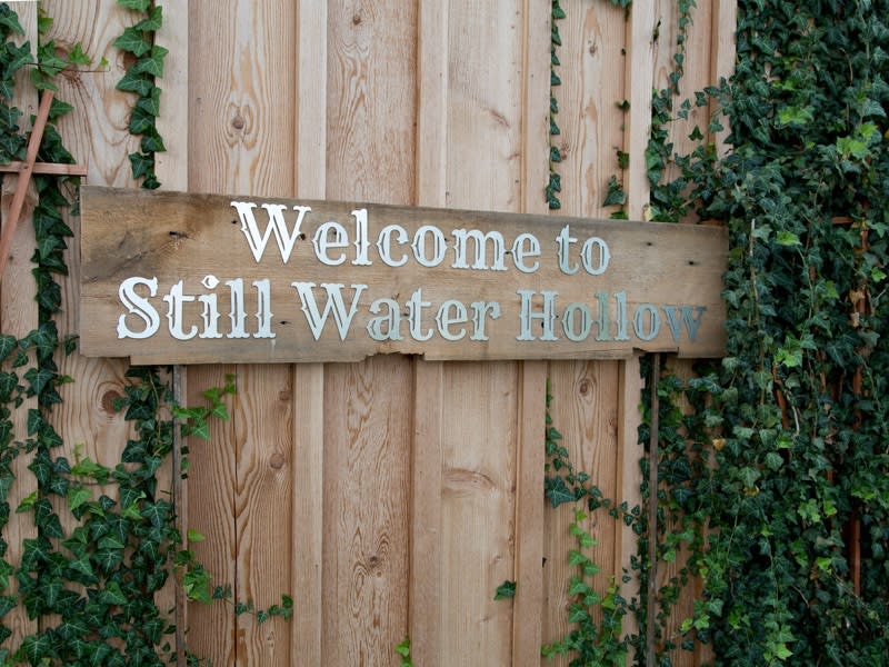 Farm Signs - Custom Rustic Signs | Woodland Mfg