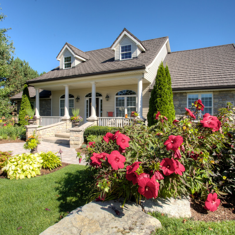 DeVries Landscaping and Maintenance Inc. | Grimsby & Stoney Creek