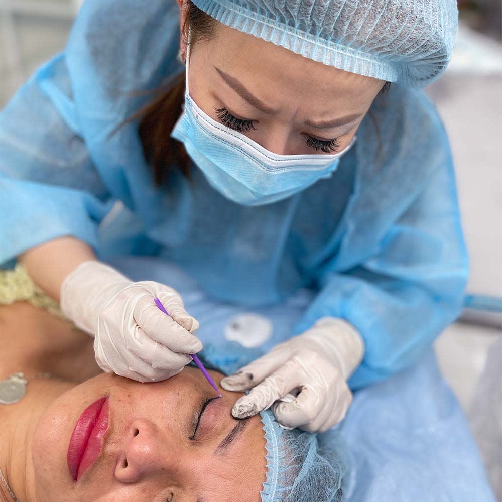 PMU Training Course - World Brows Studio & Academy