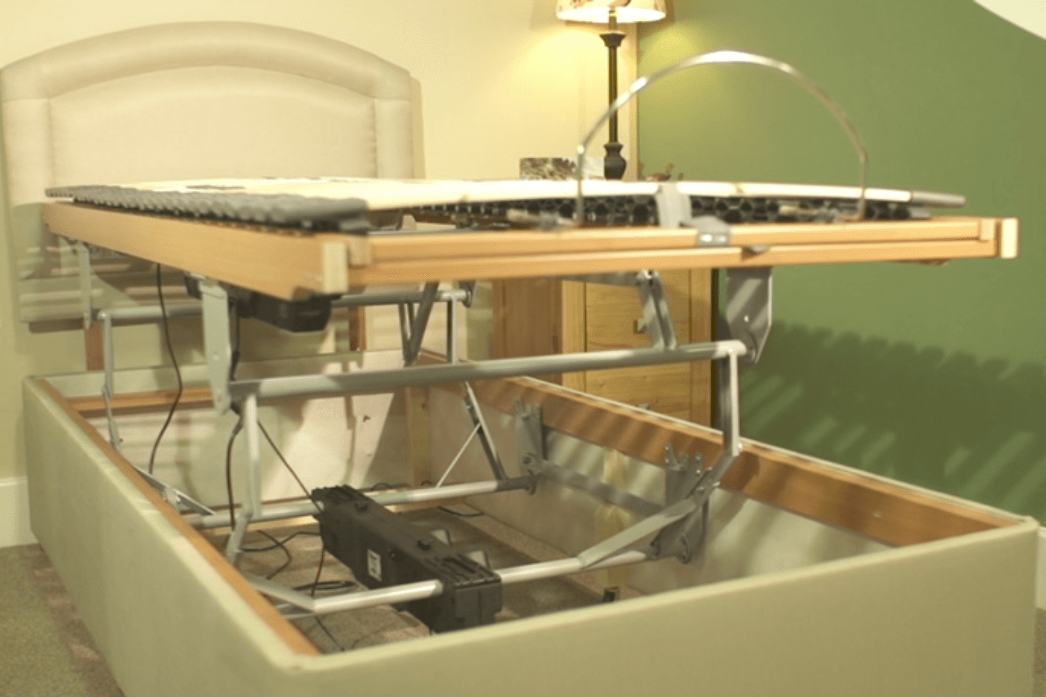 How Do Our Adjustable Beds Work? | Oak Tree Mobility
