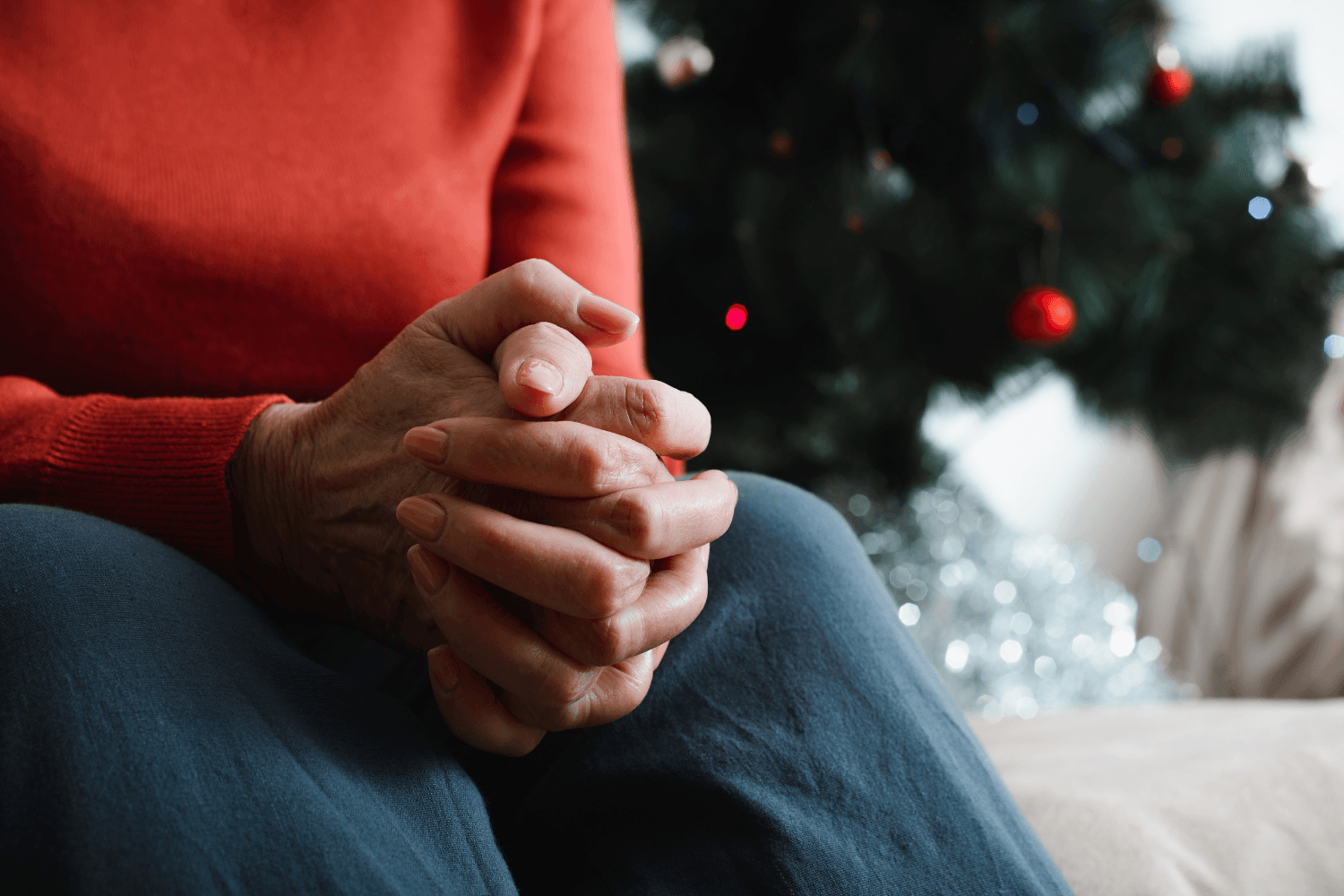 Elderly loneliness during the festive season | Oak Tree Mobility