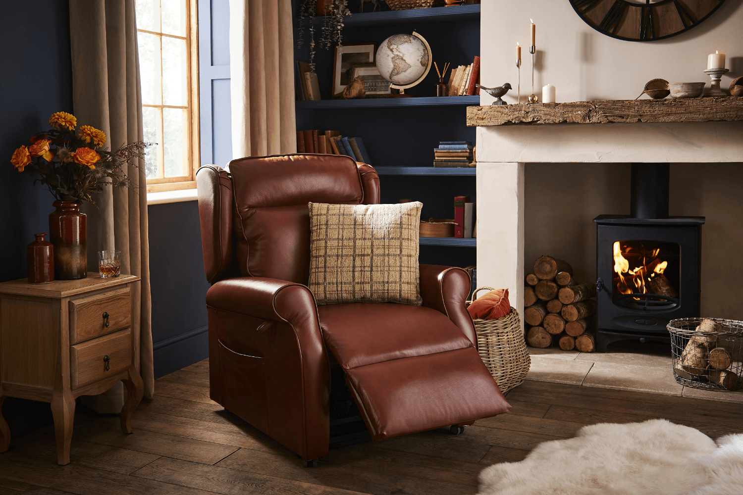 How to choose a rise and recline chair? | Oak Tree Mobility