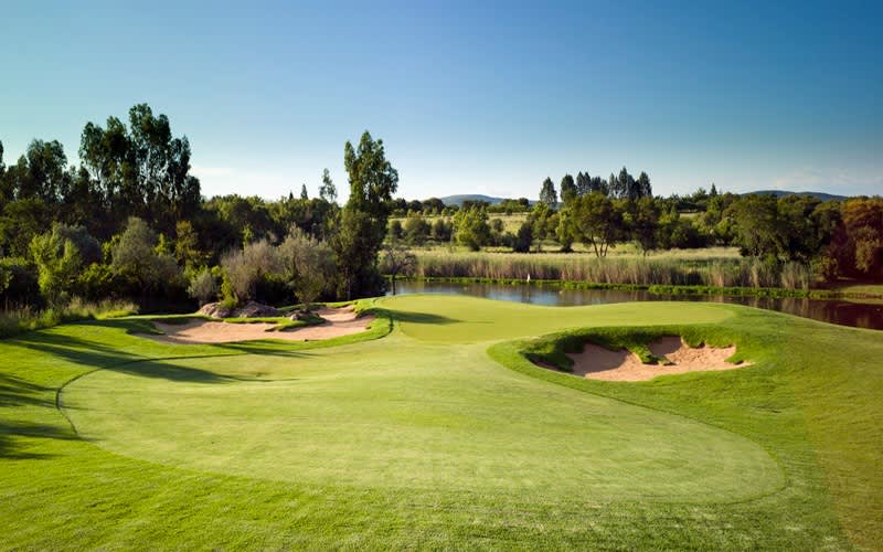Parys Golf Tour: 2 Nights Luxury Self-Catering Stay for 8 People + 2 ...