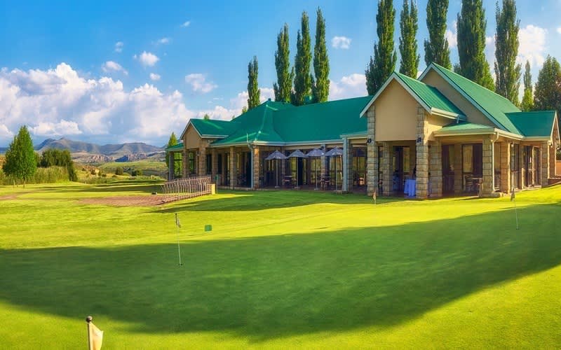 Clarens Golf Tour: 2 Nights Luxury Self Catering House Stay for 8 ...