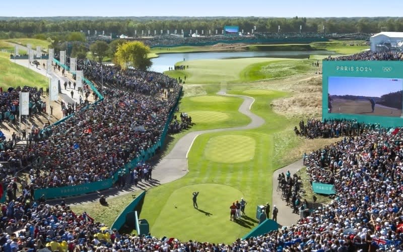 Le Golf National Golf Tour: 3 Nights Stay + 2 Rounds of Golf at the ...