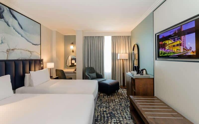 3 Day VIP JHB Golf Tour for 4: Stay at the Southern Sun Rosebank + Play ...