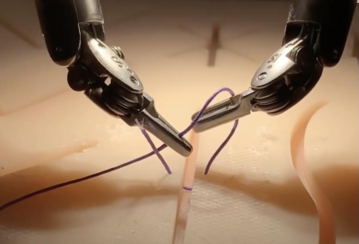 AI Robot Masters Surgical Tasks: The Future of Robotic-Assisted Surgery Unveiled at Johns ...