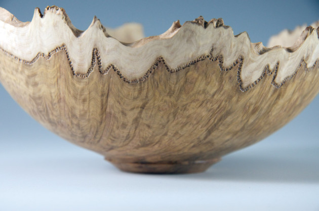 Turning and Carving a Burl Bowl - Australian Wood Review