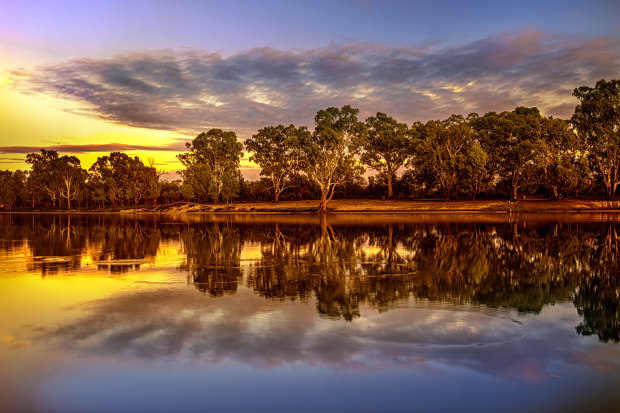 Sunrise on the Murray River - Australian Photography
