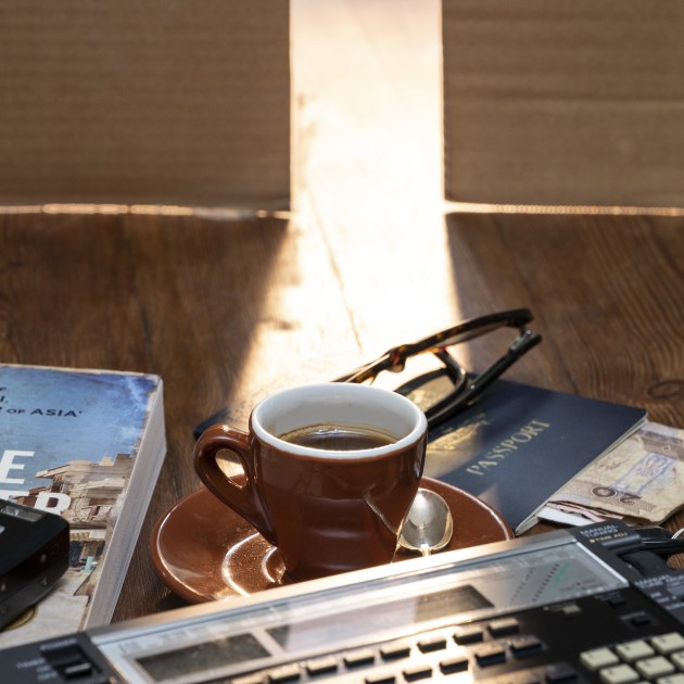 How to: Create a dynamic flat lay - Australian Photography