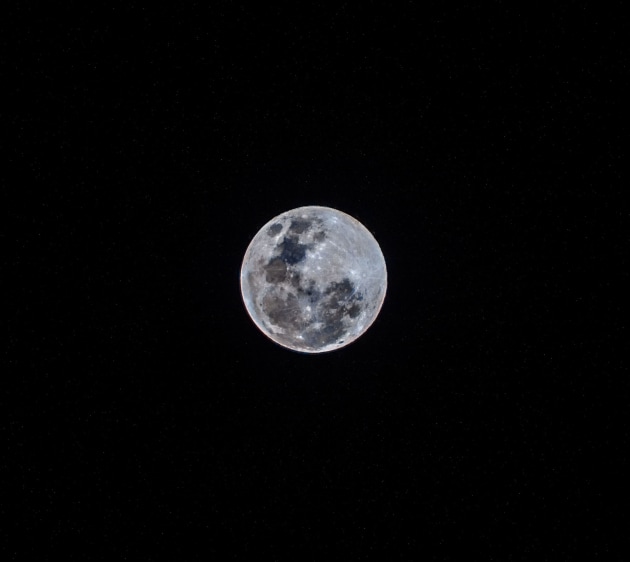 How to photograph tonight's big supermoon event - Australian Photography