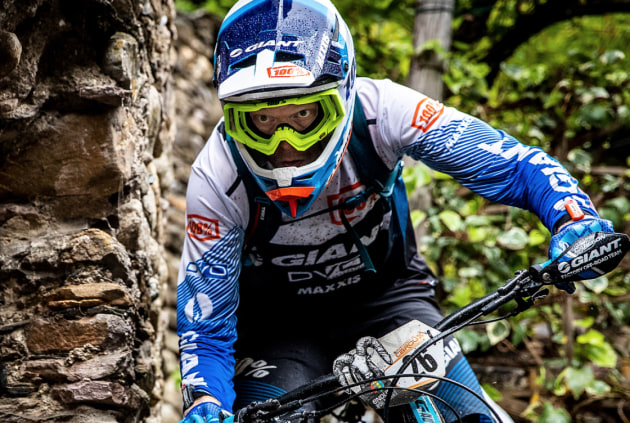 Sam Hill holds EWS lead - Mountain Biking Australia magazine