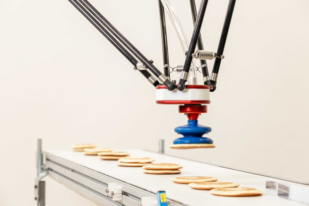 New sidebot launched for collaborative automation - PKN Packaging News
