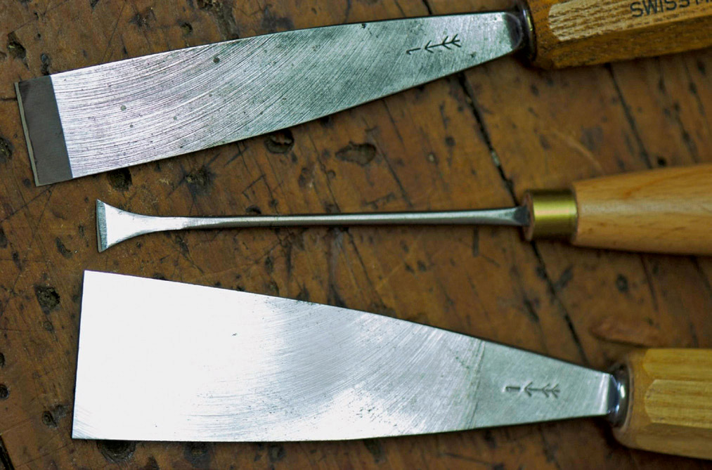 The Art of Letter Carving - Australian Wood Review