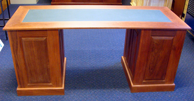 Classic Jarrah Executive Desk - Australian Wood Review