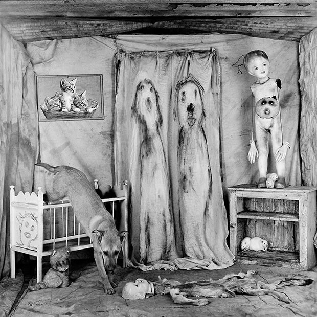 Roger Ballen's Theatre of the Mind coming to Sydney - Australian ...