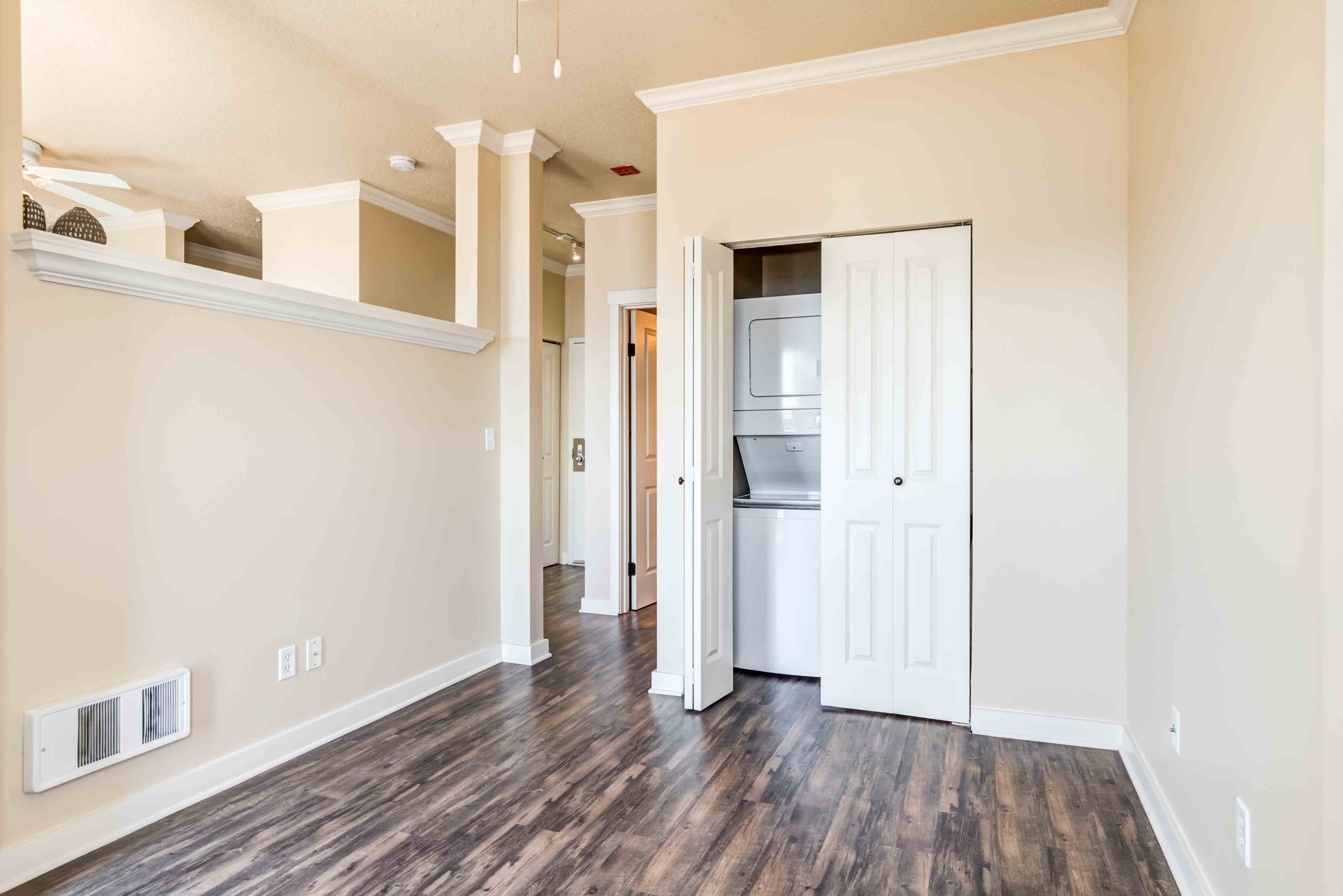 Photos and Video of Post Alley Court in Seattle, WA