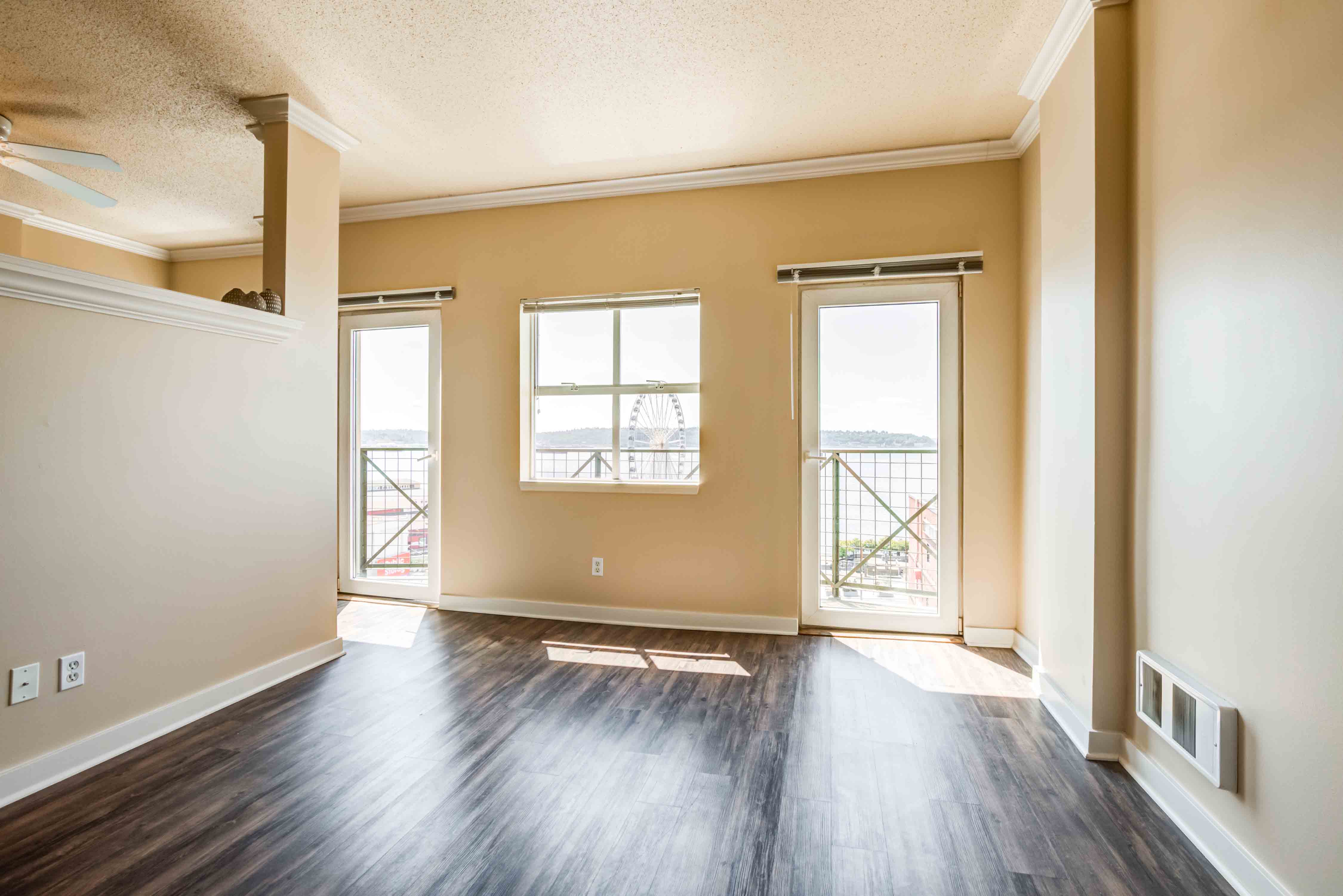 Photos and Video of Post Alley Court in Seattle, WA