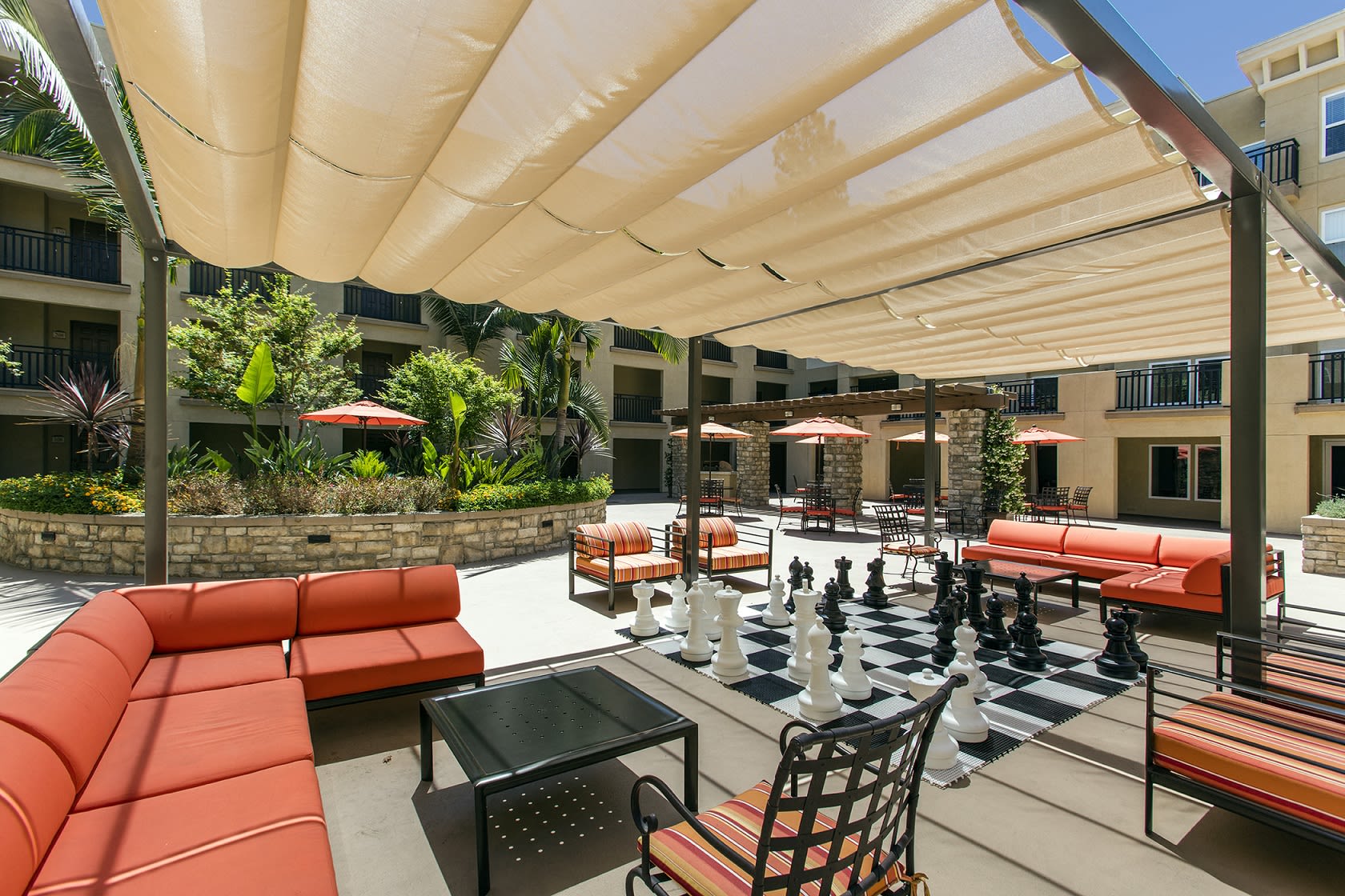 55+ Living in Old Town Pasadena, CA | FountainGlen Pasadena | Photo Gallery