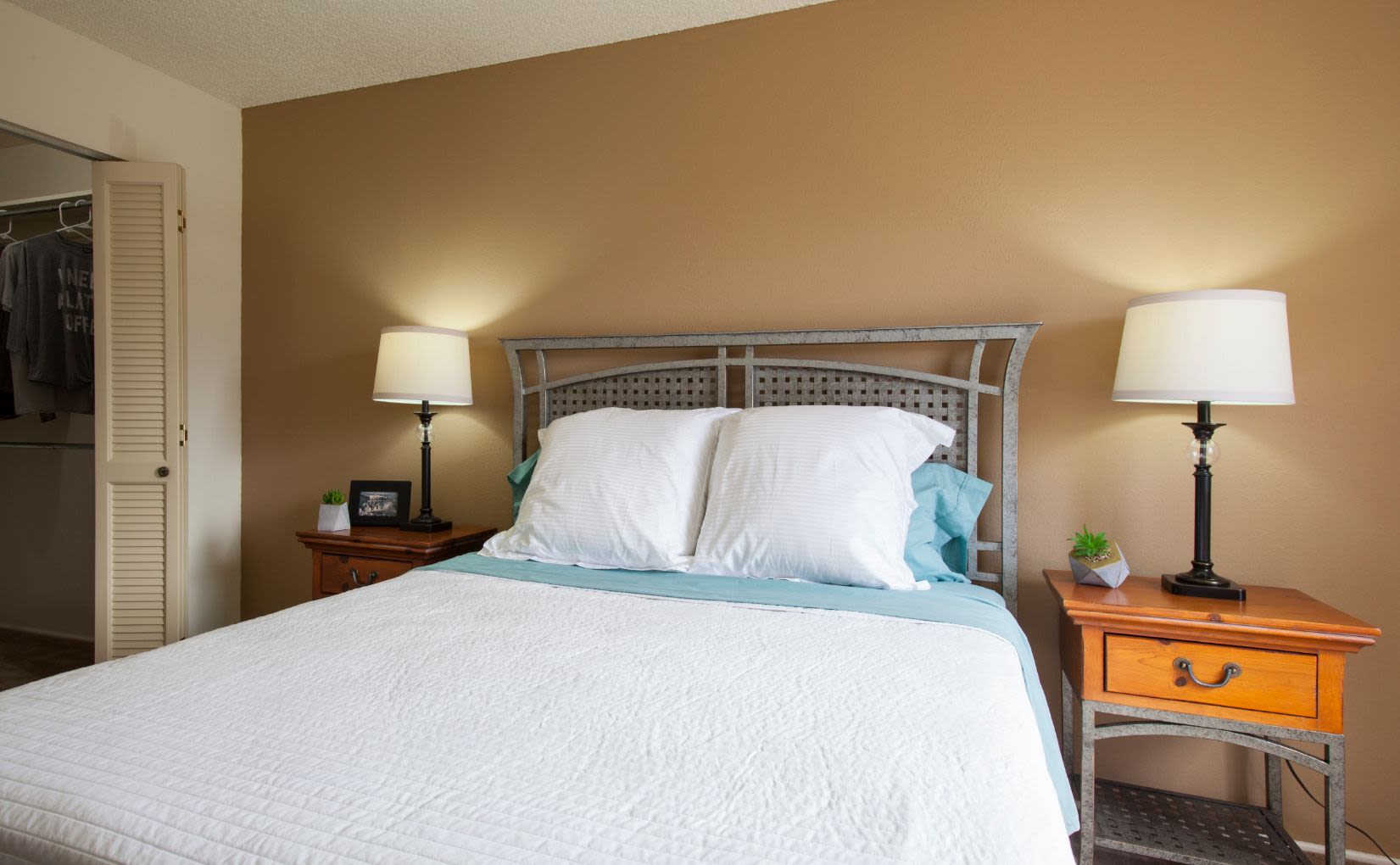 Photos & Tour | Sunrise Ridge Apartments | Phoenix, AZ