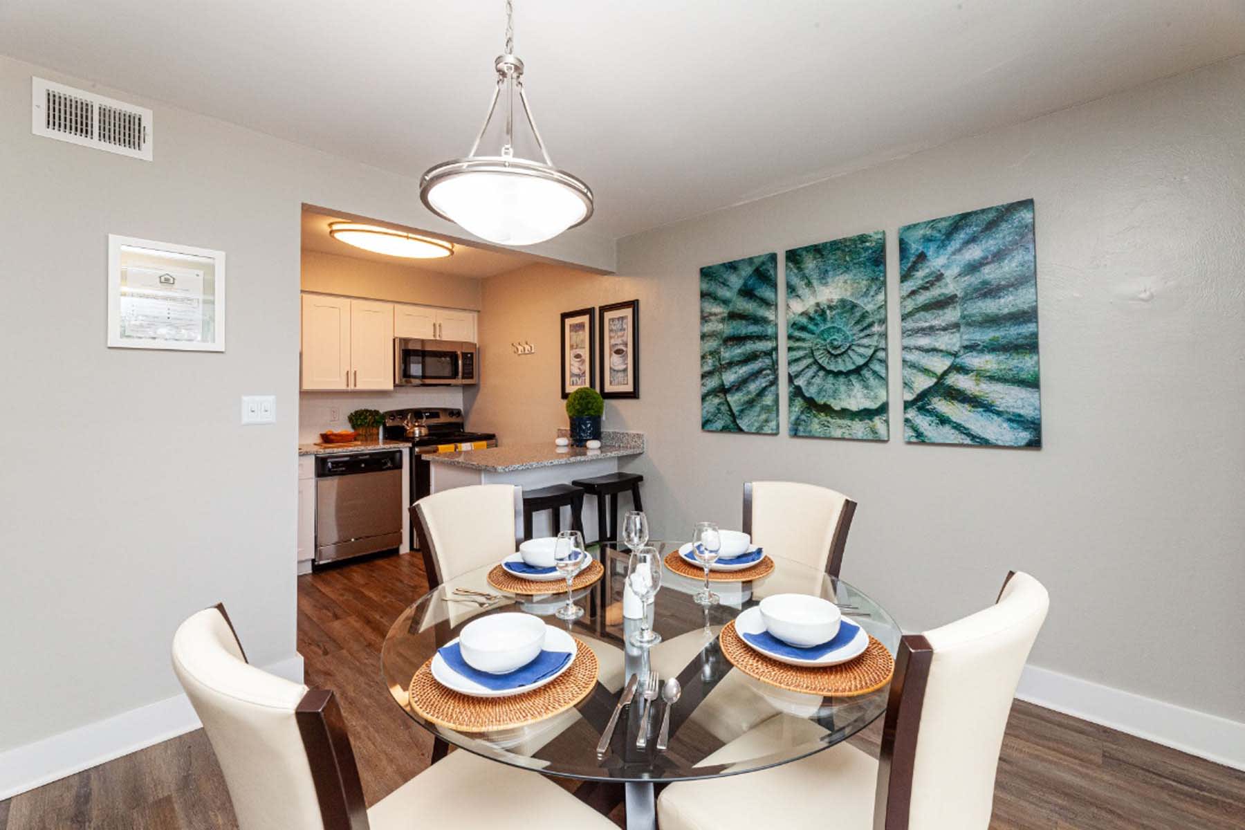 Waterfront Apartments in Virginia Beach | Linkhorn Bay | Photos