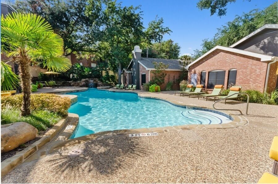 Photos and Video of Heatherstone Apartment Homes in Dallas, TX