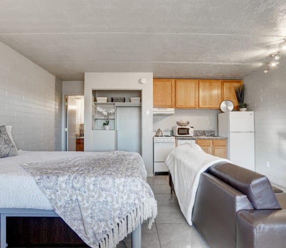 Apartments For Rent | University Manor Apartments | Tucson, AZ