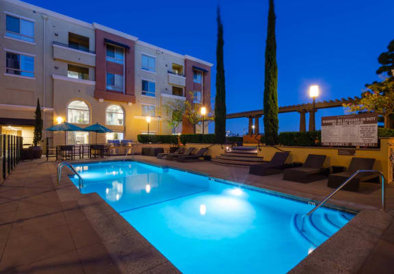 Meridian Place Apartment Homes | Apartments in Northridge, CA