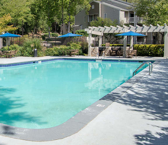 Edgewater at Sandy Springs Apartments | Apartments in Sandy Springs, GA