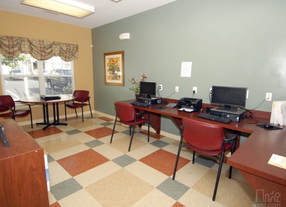 Photos and Video of Woodbridge Commons in Edgewood, MD