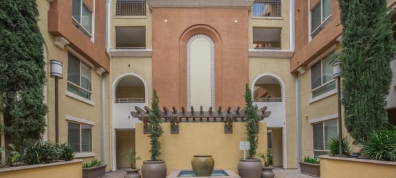 Northridge, CA Apartments | Meridian Place | Photos