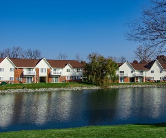 Apartments in Indianapolis | Waterstone Place Apartments