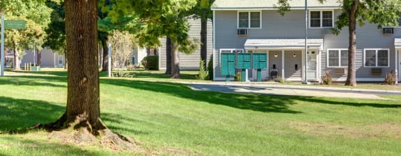 Colonial Estates | Apartments in Springfield, MA