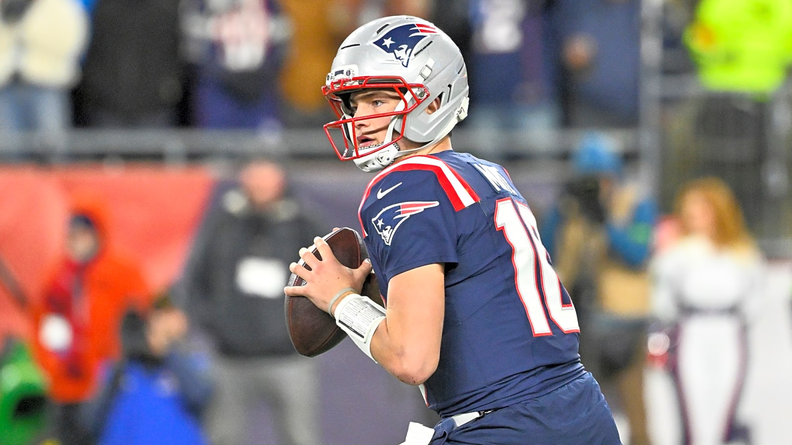 Patriots vs. Texans Preview: Odds, Injuries, and Prediction for ...