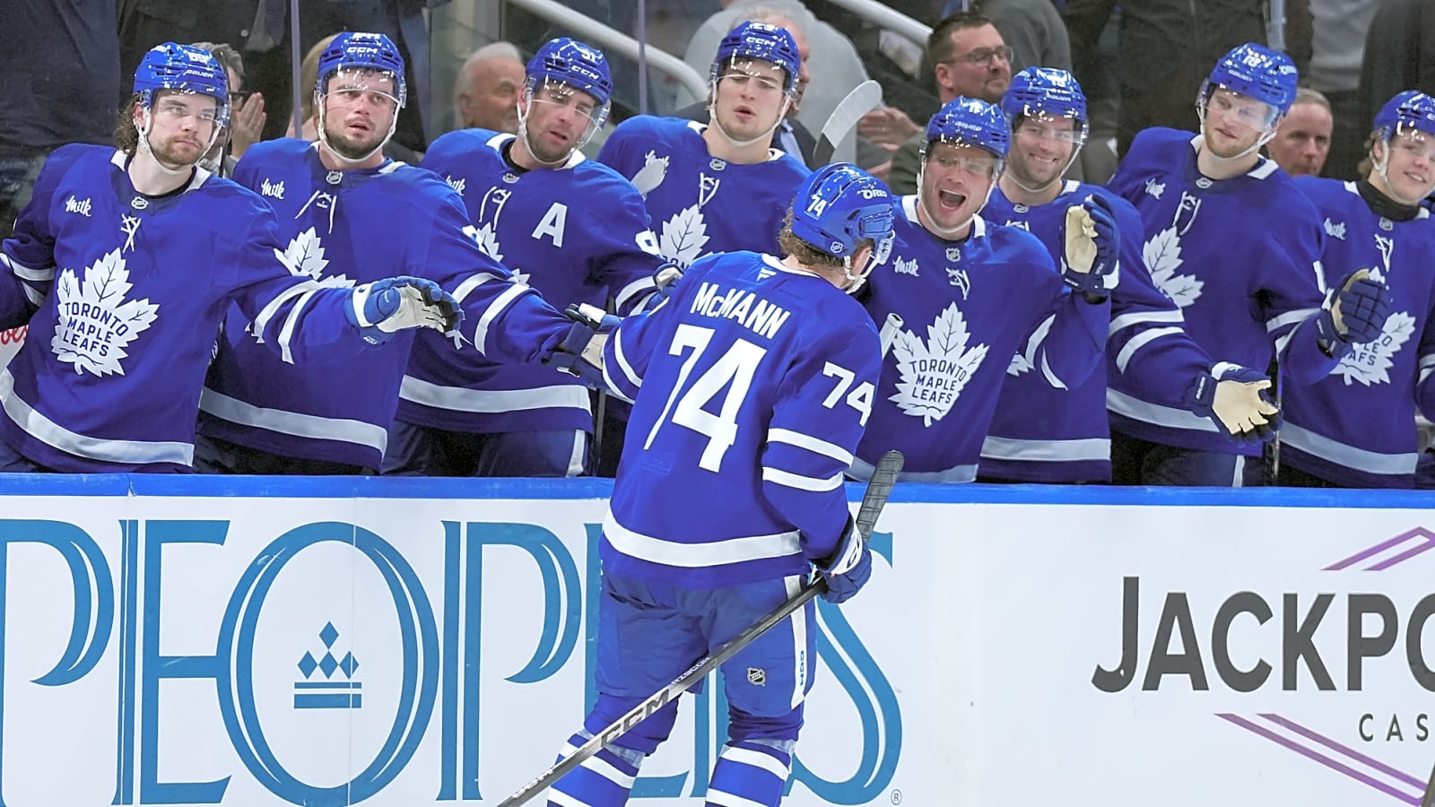 Maple Leafs Quick Hits: Six Straight at Home and Counting | Yardbarker
