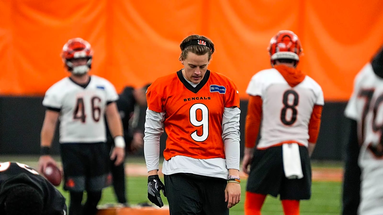 Joe Burrow injury update: Adam Schefter previews potential availability ...