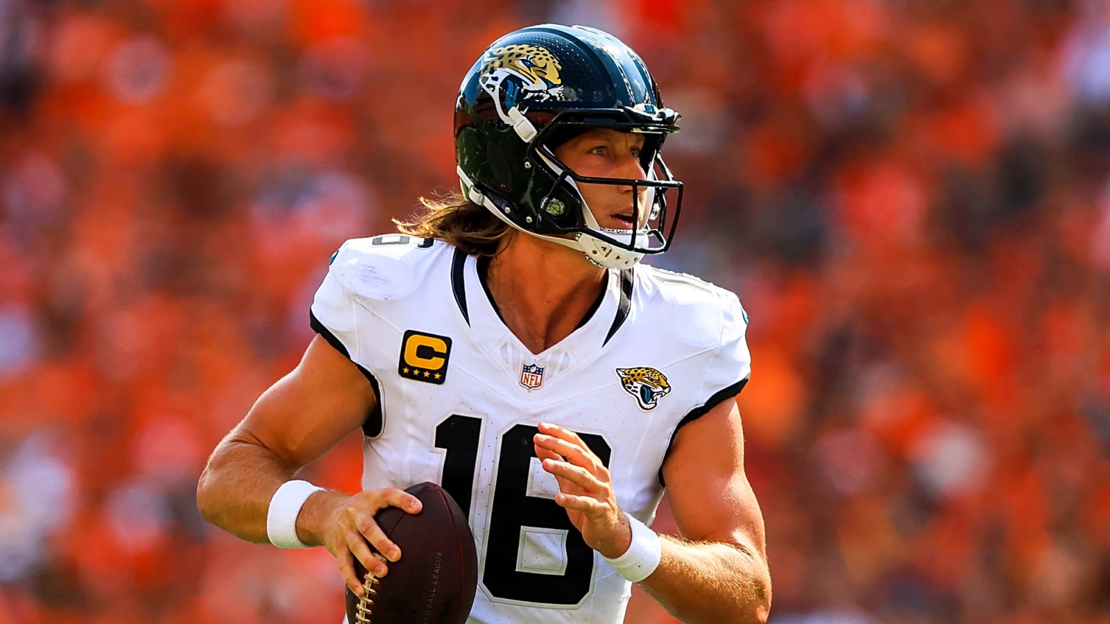 AFC Notes: Trevor Lawrence, Brian Thomas, Cam Ward, Jaguars, Titans ...