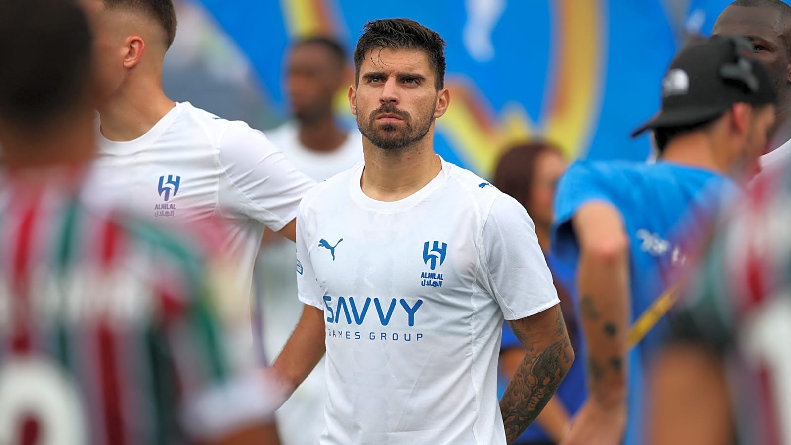 Real Madrid planning free transfer for Manchester United midfield ...