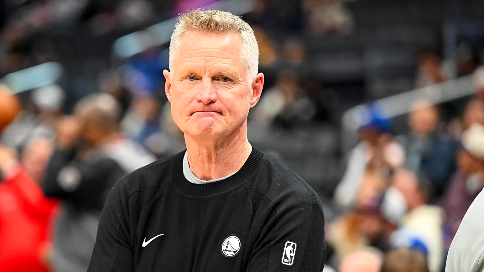Stephen Curry Lights Up the Warriors Locker Room After Steve Kerr ...