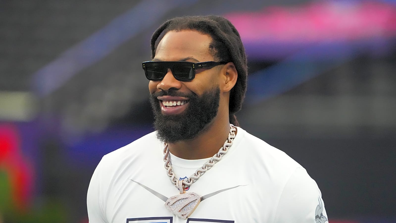 Why 'Hamburgers' Are The Goal For Eagles' Decorated Edge Rusher ...