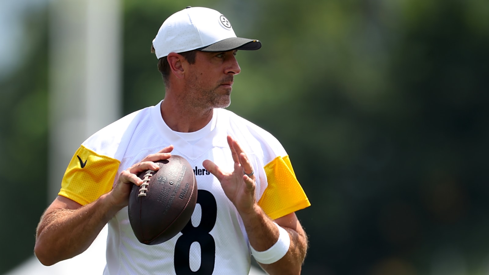 Steelers' Aaron Rodgers Throws Multiple Touchdowns In First 7 Shots ...