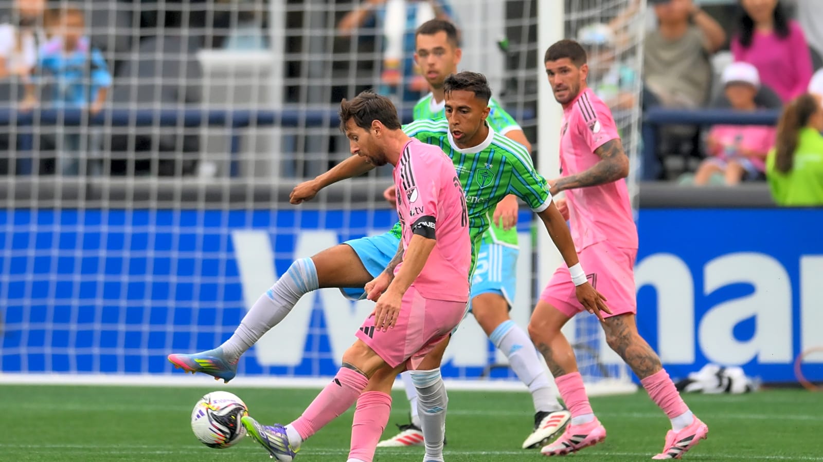 Seattle Sounders Star Roasts Lionel Messi & Inter Miami After Leagues ...