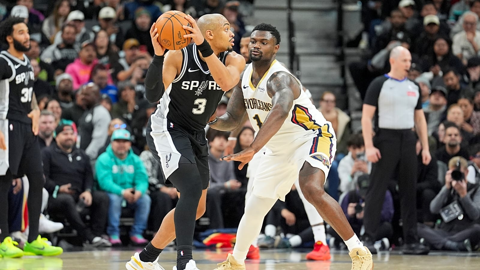 The Pelicans blew a 20-point lead against the Spurs. A lineup change ...