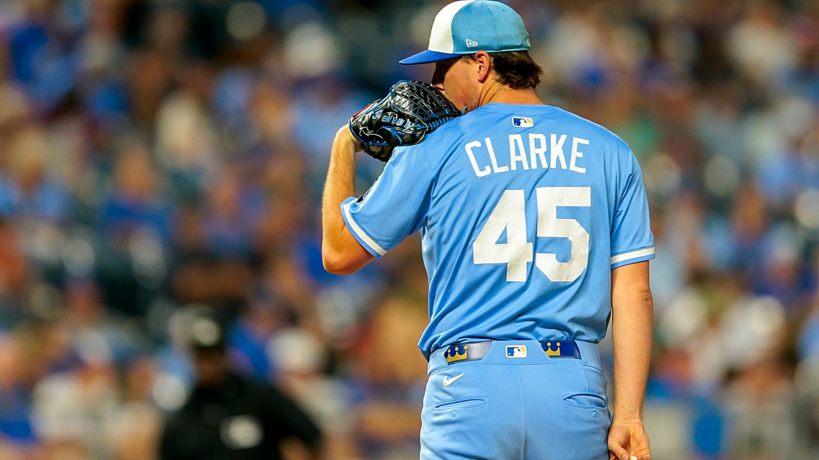 2025 Transactions: D-Backs Bring Back Clarke, Reds & Mets Make Trades ...